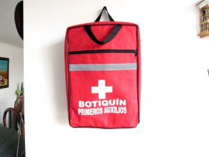 Botiquín Tipo B Morral + Férula Espinal Larga